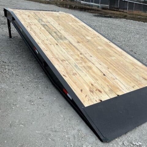 Loading Ramp 8’ x 20’ w/ Adjustable Height Legs - Cliffhouse Buildings